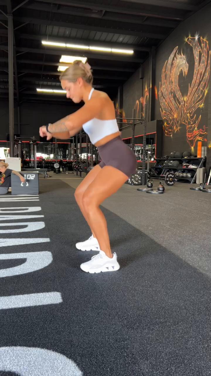 Caitlyn Block Lifestyle Fitness Coach caitlyn-block-lifestyle-fitness-coach