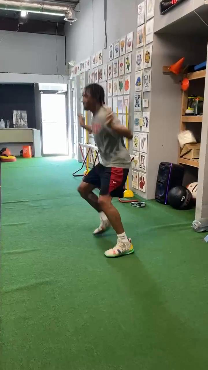 Playbook - Jess Racz - Hip Mobility Flow w/ NBA Athlete #3