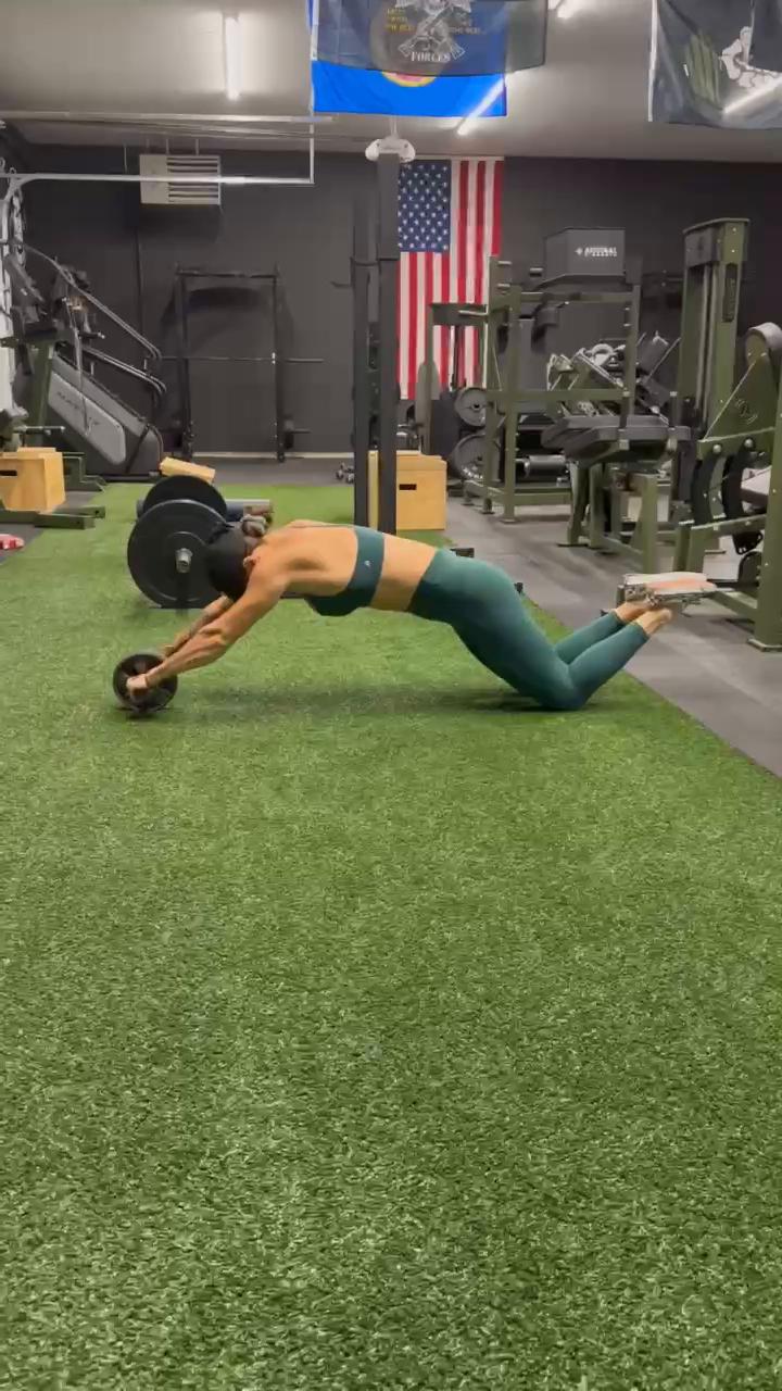 Sam Sweeney - Certified personal trainer & gym owner