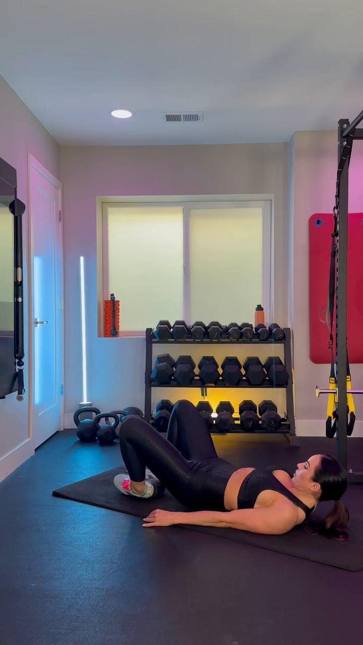 Playbook - Juli Bauer Roth - 30-Minute Bodyweight Cardio