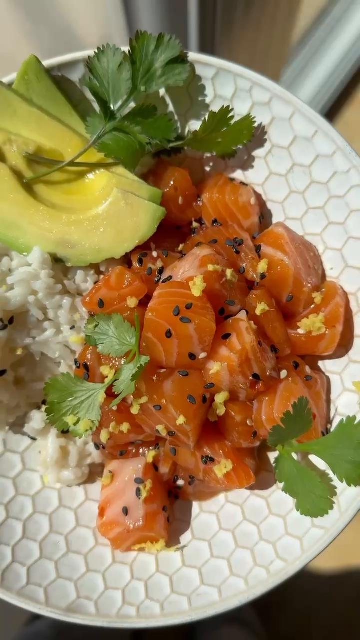 Playbook - Juli Bauer Roth - No-Bake Protein Cheesecake Cups