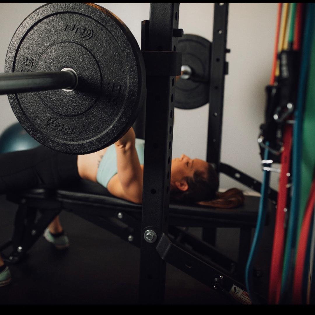 5/3/1 Bench Press by Stephanie Ozinga