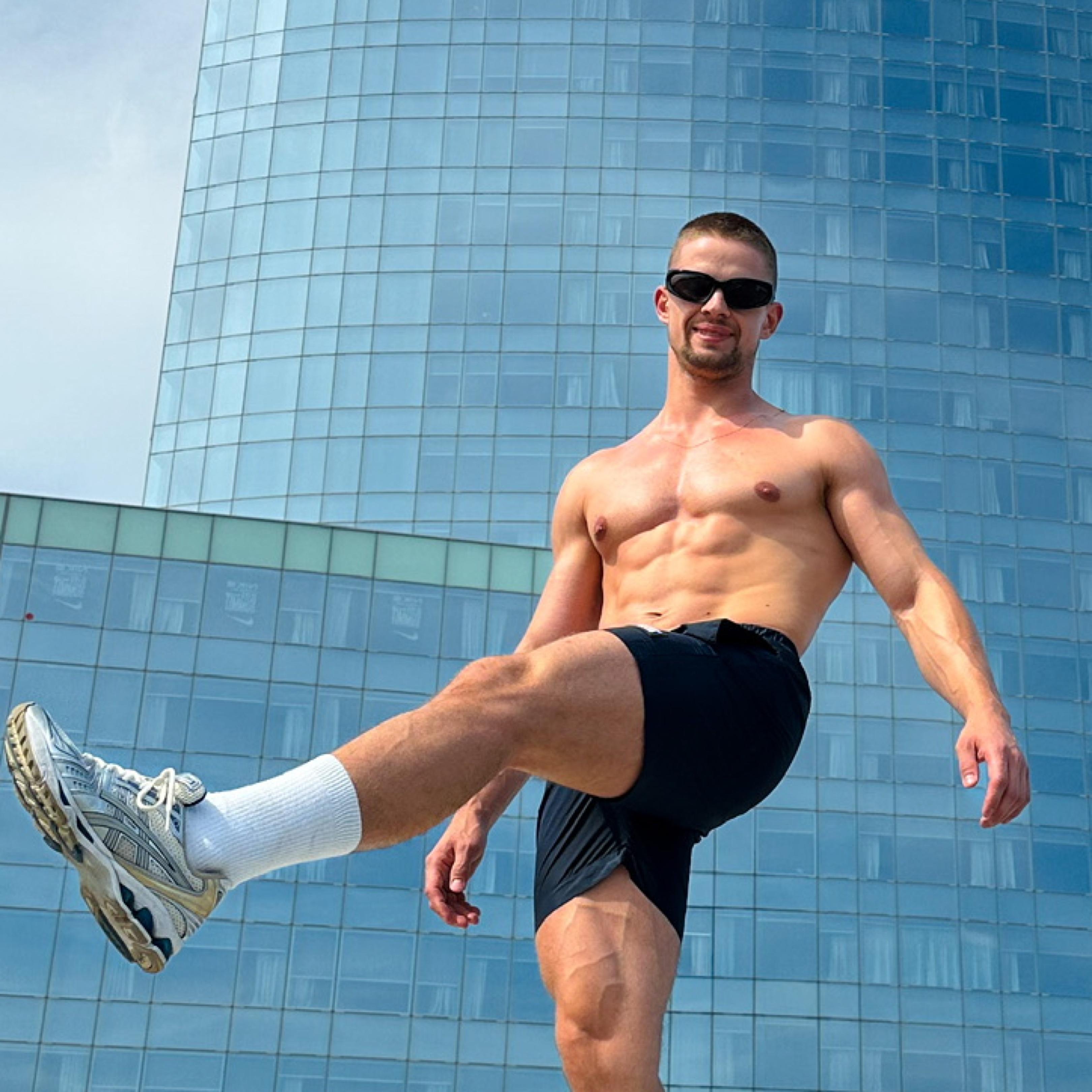 Playbook - Danylo Malyi - BEGINNER LEVEL