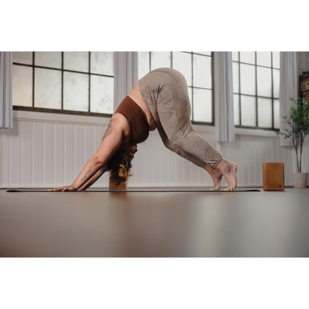 Reyna Cohan App - Yoga teacher & Movement Coach