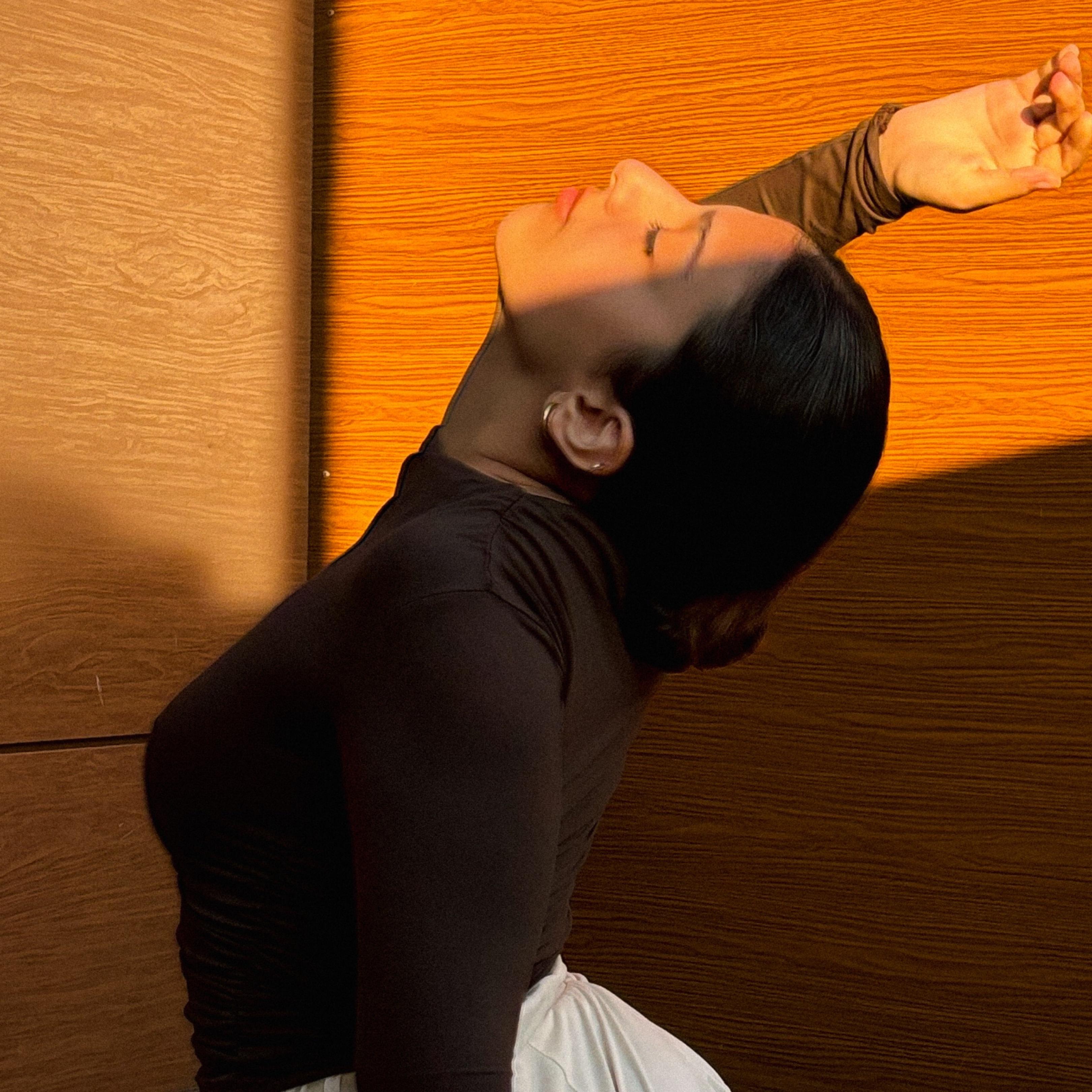 Nane Alikhanyan App - Holistic Yoga Teacher, Ayurveda