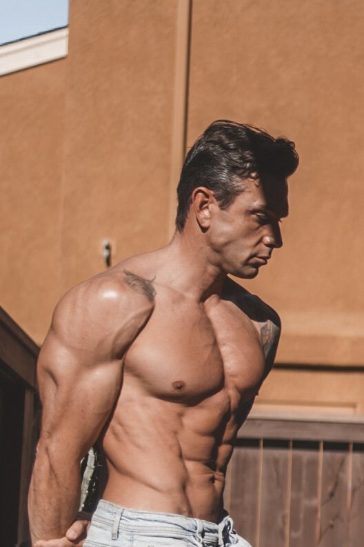 Shoulders by Scott Kemp