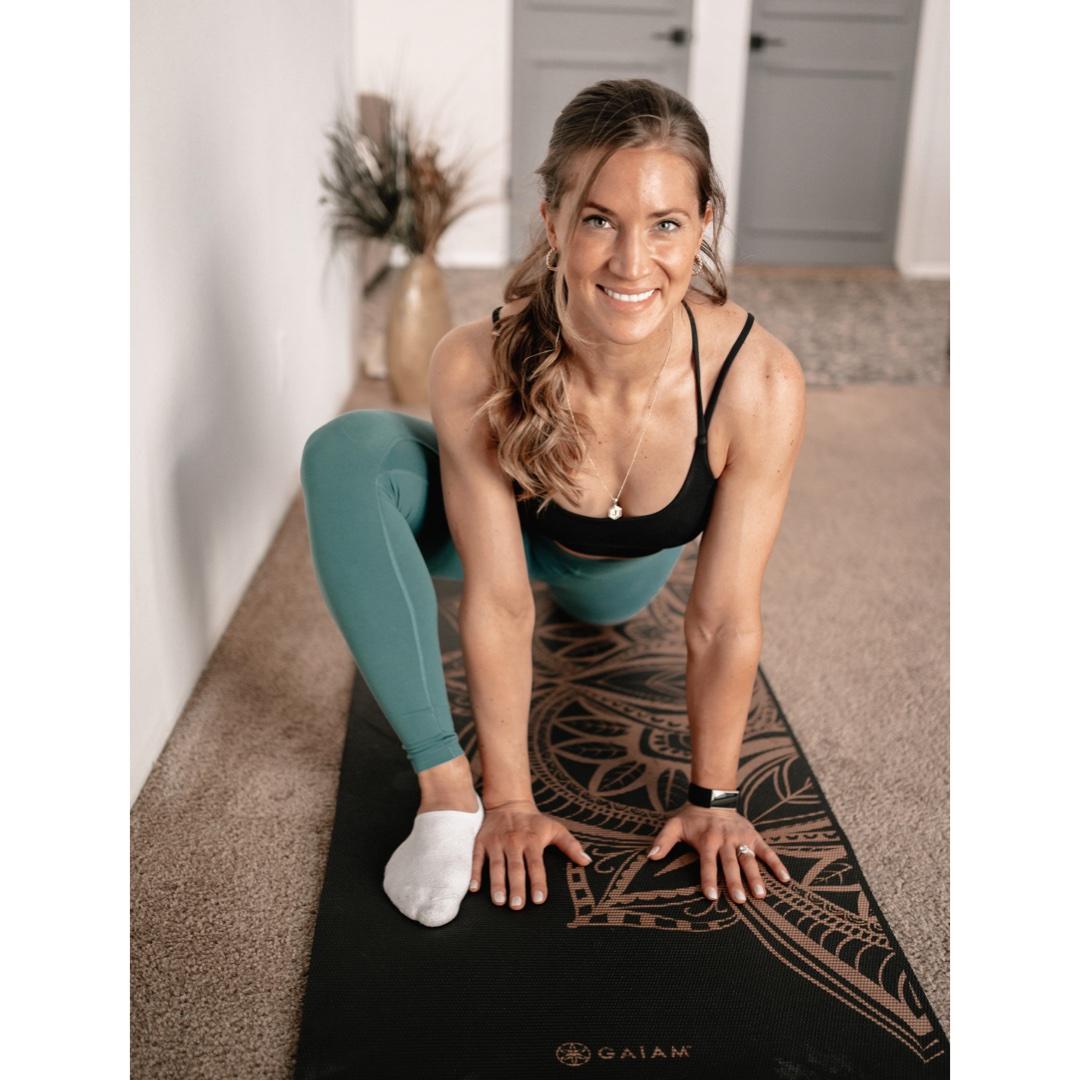 Linnea DeLuna - Holistic Health Coach