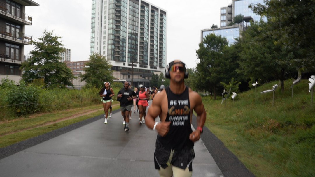 Coach Macho App - Fitness & Nutrition Coach, Dad of 2